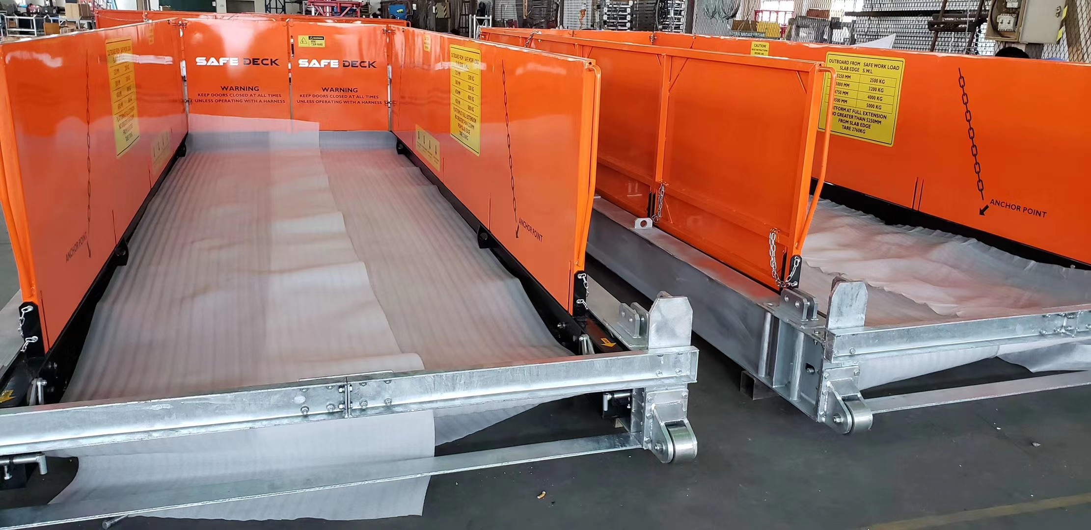 3200mm Width Retractable Crane Loading Platform Cantideck MLP3200